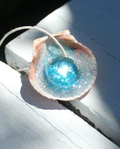 27 Easy Shell Crafts for Kids to Make: DIY Ideas - A Crafty Life
